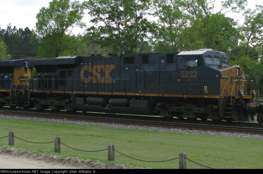 CSXT 5232
